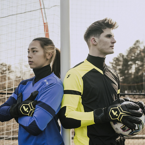 Guantes de portero Storelli versus todos los demás: cómo nos comparamos ...